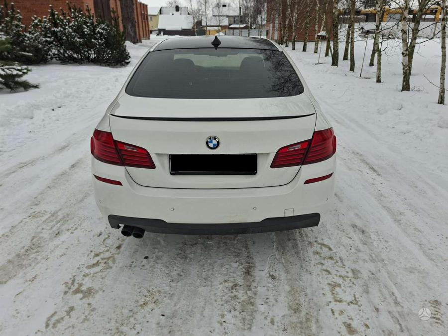 Balts BMW 528 2014 Marijampole, ar dzinēja tilpumu 2.00 L un nobraukumu 236 tūkst. km par 12850 €, foto 7 vietnē AUTOMOTO.COM.LV