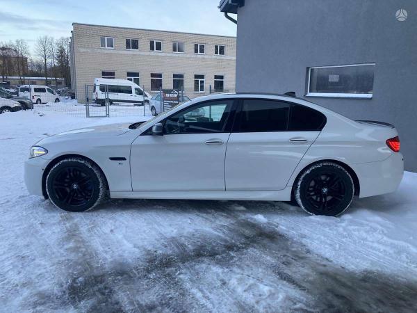 White BMW 528 2014 in Marijampole, with an engine capacity of 2.00 L and mileage of 236 thousand km for 12450 €, photo 5 on AUTOMOTO.COM.LV