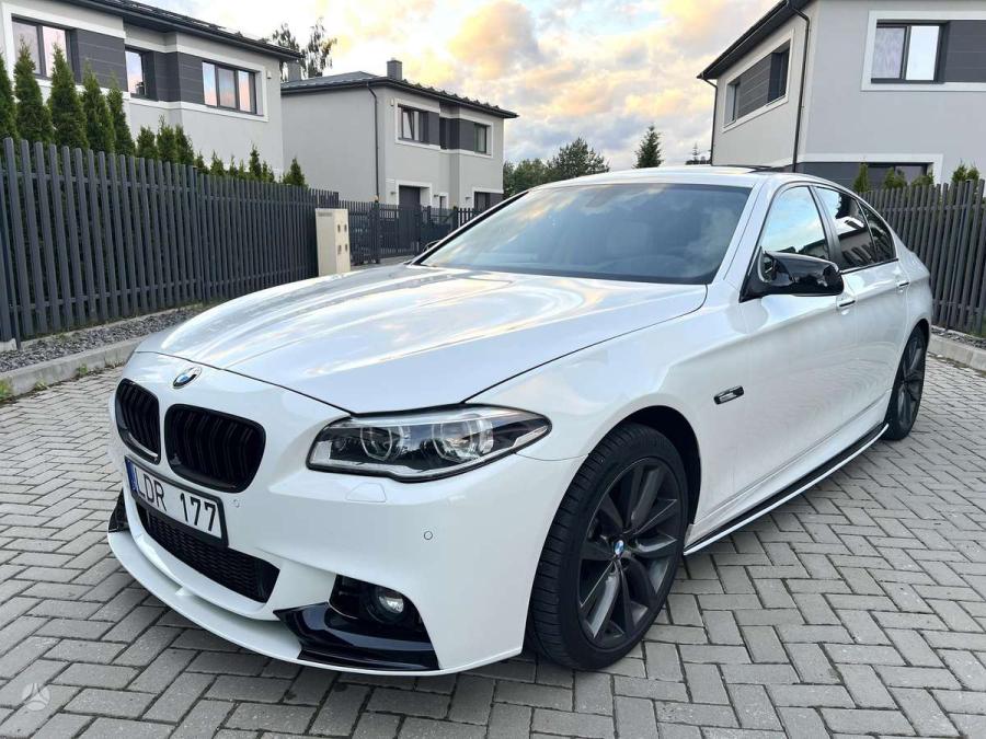 Balts BMW 528 2014 Viļņa, ar dzinēja tilpumu 2.00 L un nobraukumu 230 tūkst. km par 11300 €, foto 4 vietnē AUTOMOTO.COM.LV