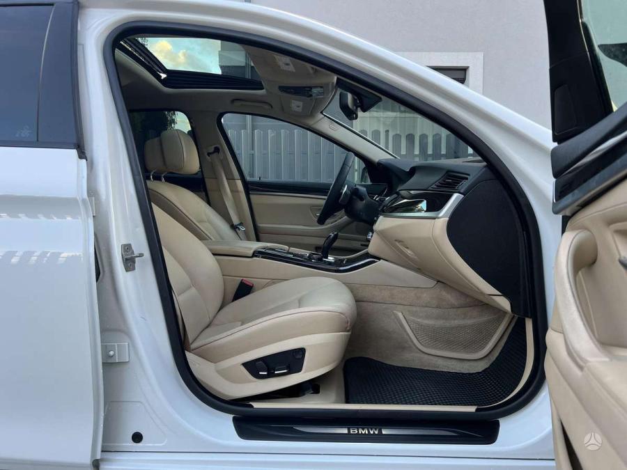 Balts BMW 528 2014 Viļņa, ar dzinēja tilpumu 2.00 L un nobraukumu 230 tūkst. km par 11300 €, foto 20 vietnē AUTOMOTO.COM.LV