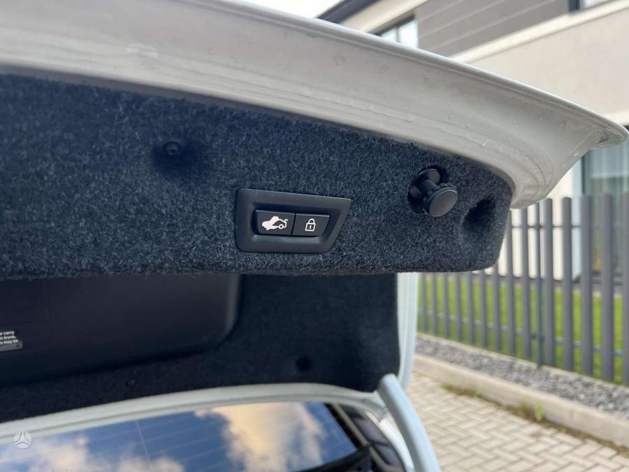Balts BMW 528 2014 Viļņa, ar dzinēja tilpumu 2.00 L un nobraukumu 230 tūkst. km par 11300 €, foto 23 vietnē AUTOMOTO.COM.LV
