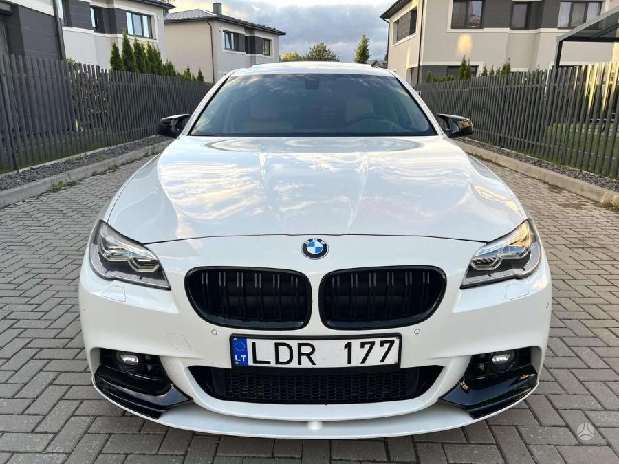Balts BMW 528 2014 Viļņa, ar dzinēja tilpumu 2.00 L un nobraukumu 230 tūkst. km par 11300 €, foto 24 vietnē AUTOMOTO.COM.LV