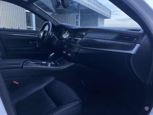White BMW 528 2014 in Marijampole, with an engine capacity of 2.00 L and mileage of 236 thousand km for 10950 €, photo 19 on AUTOMOTO.COM.LV