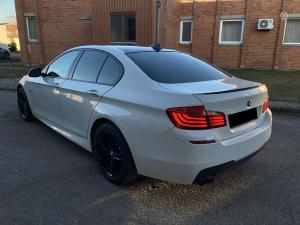 White BMW 528 2014 in Marijampole, with an engine capacity of 2.00 L and mileage of 236 thousand km for 5999 €, photo 6 on AUTOMOTO.COM.LV