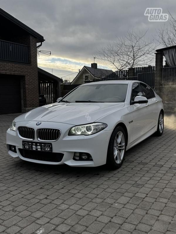 White BMW 528 2015 in Kaunas, with an engine capacity of 2.00 L and mileage of 195 thousand km for 13850 €, photo 5 on AUTOMOTO.COM.LV