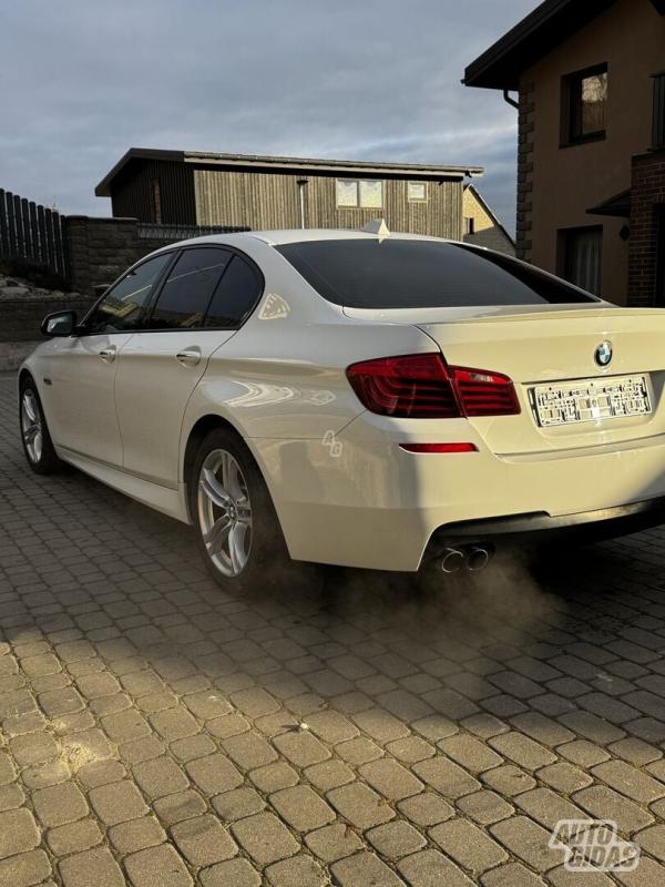 White BMW 528 2015 in Kaunas, with an engine capacity of 2.00 L and mileage of 195 thousand km for 13850 €, photo 8 on AUTOMOTO.COM.LV
