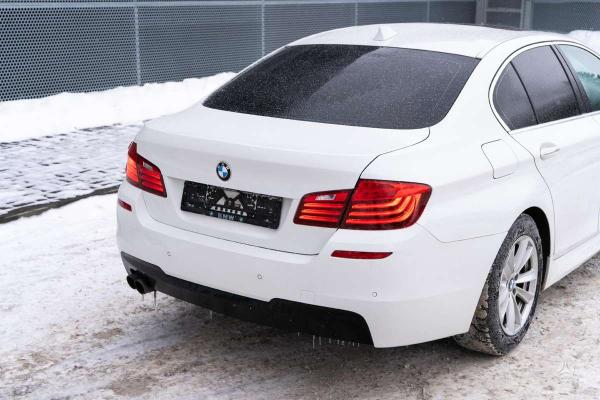 Balts BMW 528 2015 Viļņa, ar dzinēja tilpumu 2.00 L un nobraukumu 242 tūkst. km par 8850 €, foto 6 vietnē AUTOMOTO.COM.LV