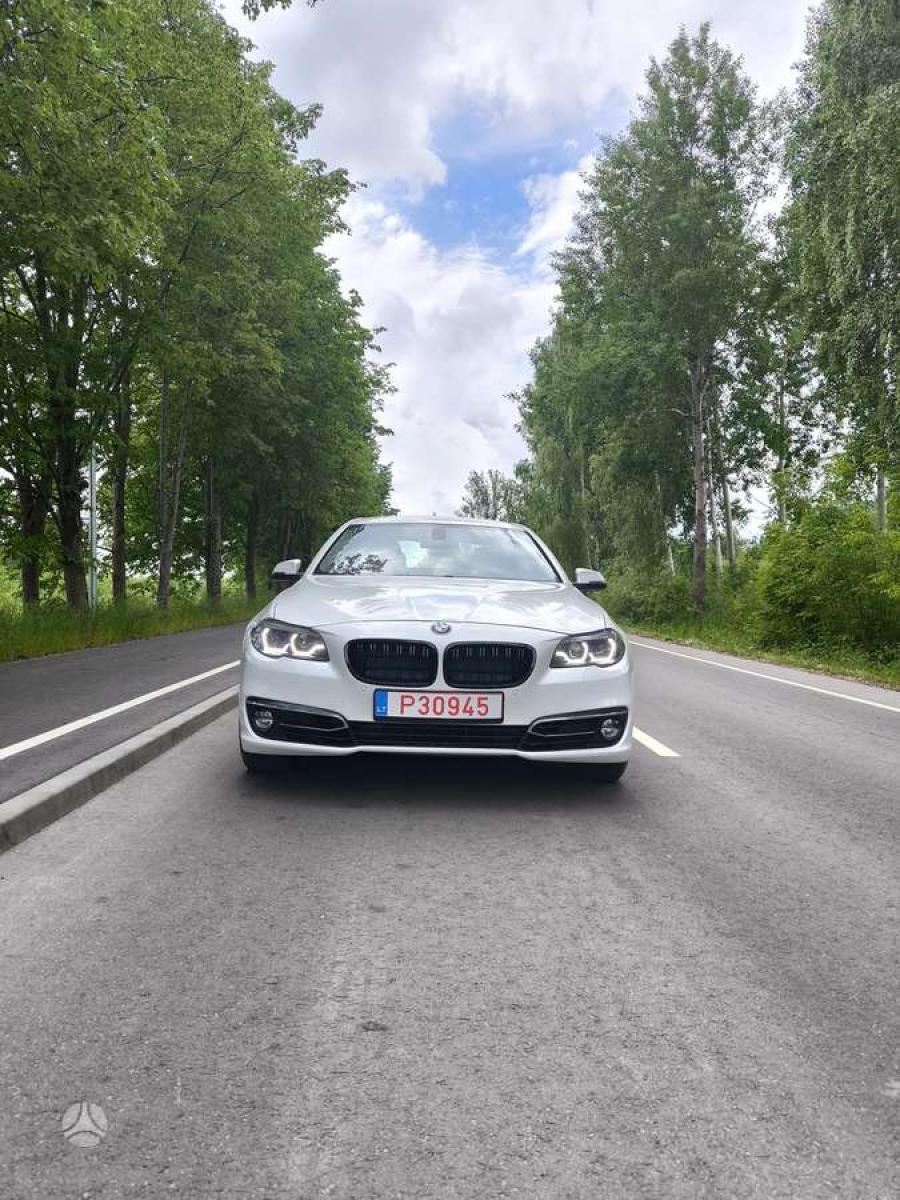 White BMW 528 2015 in Panevezys, with an engine capacity of 2.00 L and mileage of 83 thousand km for 12000 €, photo 4 on AUTOMOTO.COM.LV