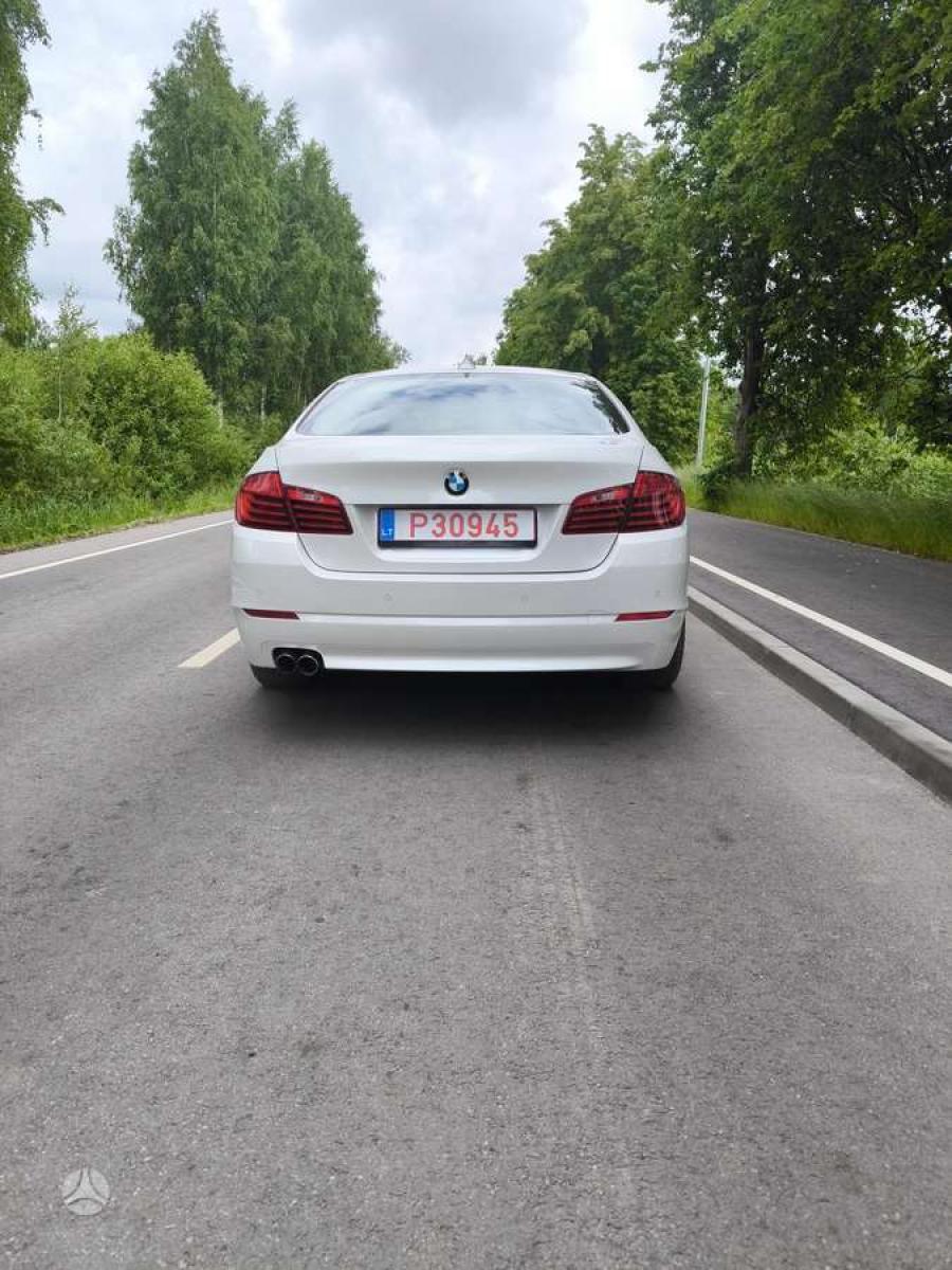 White BMW 528 2015 in Panevezys, with an engine capacity of 2.00 L and mileage of 83 thousand km for 12000 €, photo 6 on AUTOMOTO.COM.LV