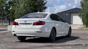 White BMW 528 2015 in Marijampole, with an engine capacity of 2.00 L and mileage of 224 thousand km for 9900 €, photo 6 on AUTOMOTO.COM.LV