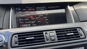 White BMW 528 2015 in Marijampole, with an engine capacity of 2.00 L and mileage of 224 thousand km for 9900 €, photo 13 on AUTOMOTO.COM.LV