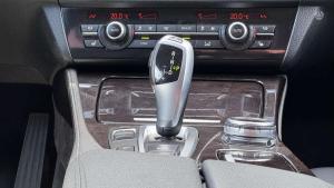 White BMW 528 2015 in Marijampole, with an engine capacity of 2.00 L and mileage of 224 thousand km for 9900 €, photo 17 on AUTOMOTO.COM.LV