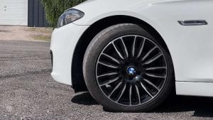 White BMW 528 2015 in Marijampole, with an engine capacity of 2.00 L and mileage of 224 thousand km for 9900 €, photo 20 on AUTOMOTO.COM.LV