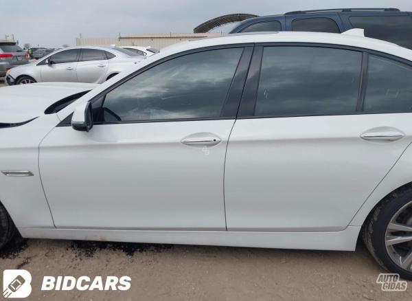 Balts BMW 528 2016 Viļņa, ar dzinēja tilpumu 2.00 L un nobraukumu 107 tūkst. km par 7700 €, foto 5 vietnē AUTOMOTO.COM.LV