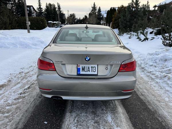 Yellow BMW 528 2010 in Vilnius, with an engine capacity of 3.00 L and mileage of 250 thousand km for 3850 €, photo 6 on AUTOMOTO.COM.LV