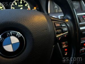 Black BMW 530 2012 in Riga, with an engine capacity of 3.00 L and mileage of 285 thousand km for 9700 €, photo 12 on AUTOMOTO.COM.LV