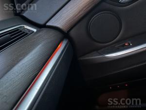 Black BMW 530 2012 in Riga, with an engine capacity of 3.00 L and mileage of 285 thousand km for 9700 €, photo 15 on AUTOMOTO.COM.LV