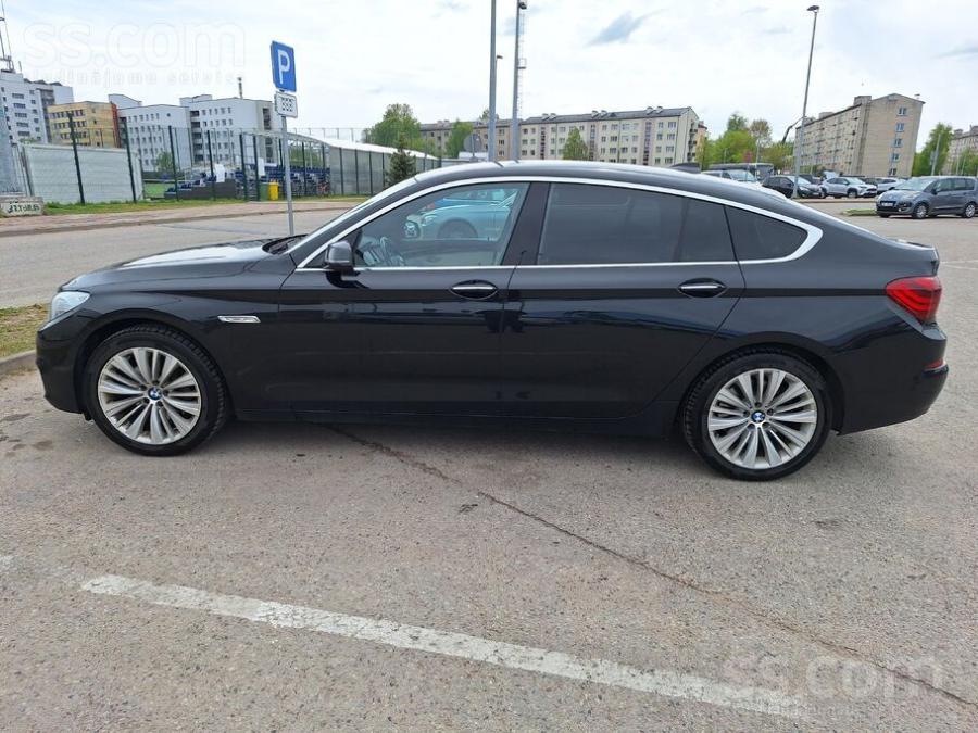 Melns BMW 530 2015 Daugavpils, ar dzinēja tilpumu 3.00 L un nobraukumu 182 tūkst. km par 19500 €, foto 1 vietnē AUTOMOTO.COM.LV