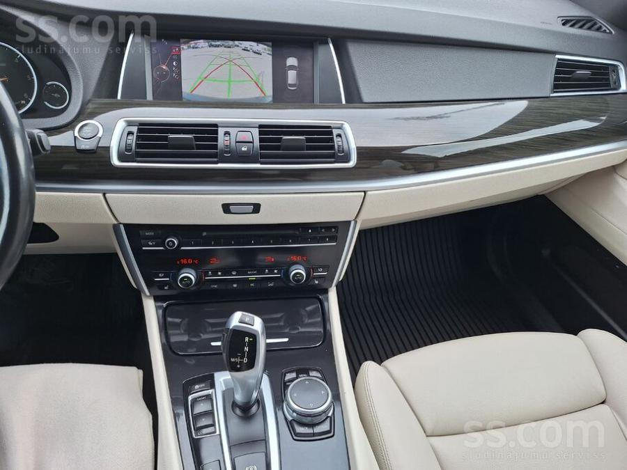 Melns BMW 530 2015 Daugavpils, ar dzinēja tilpumu 3.00 L un nobraukumu 182 tūkst. km par 19500 €, foto 15 vietnē AUTOMOTO.COM.LV
