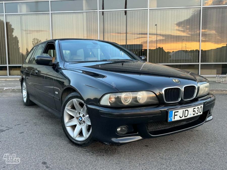 Black BMW 530 2003 in Panevezys, with an engine capacity of 3.00 L and mileage of 313 thousand km for 1950 €, photo 3 on AUTOMOTO.COM.LV