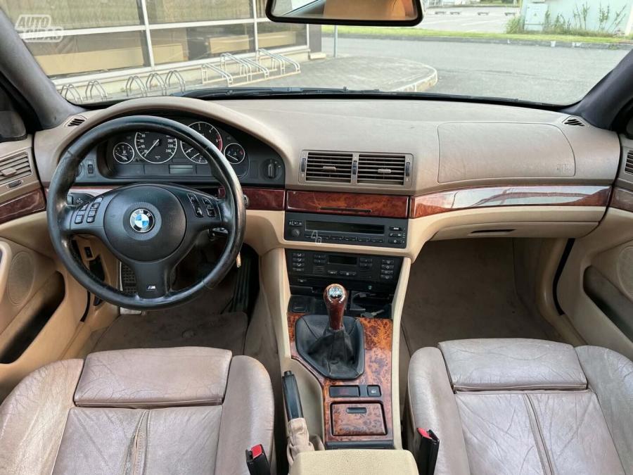 Black BMW 530 2003 in Panevezys, with an engine capacity of 3.00 L and mileage of 313 thousand km for 1950 €, photo 14 on AUTOMOTO.COM.LV