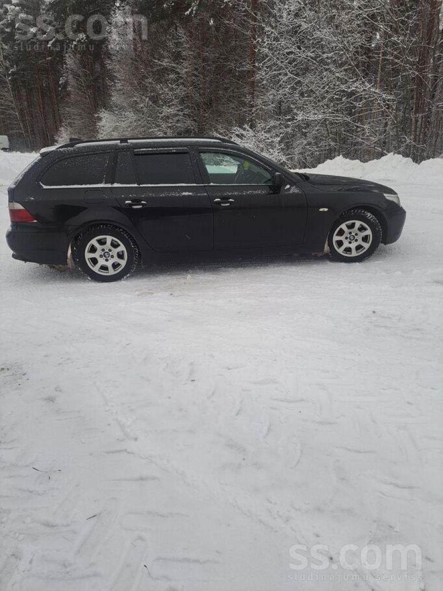 Melns BMW 530 2004 Preiļi, ar dzinēja tilpumu 3.00 L un nobraukumu 363 tūkst. km par 4000 €, foto 3 vietnē AUTOMOTO.COM.LV