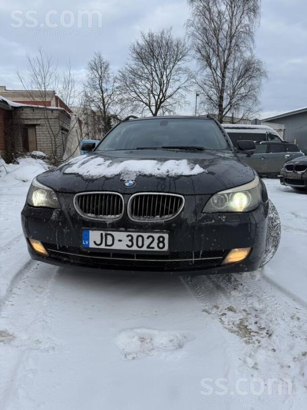 Melns BMW 530 2005 Rīga, ar dzinēja tilpumu 3.00 L un nobraukumu 382 tūkst. km par 2500 €, foto 1 vietnē AUTOMOTO.COM.LV