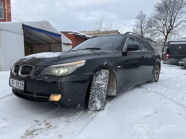 Melns BMW 530 2005 Rīga, ar dzinēja tilpumu 3.00 L un nobraukumu 382 tūkst. km par 2500 €, foto 2 vietnē AUTOMOTO.COM.LV