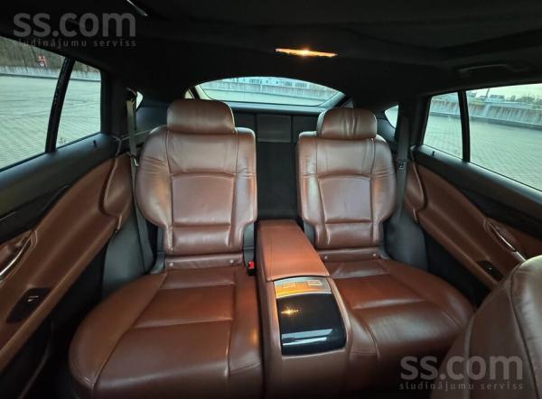 Melns BMW 530 2009 Rīga, ar dzinēja tilpumu 3.00 L un nobraukumu 365 tūkst. km par 9000 €, foto 9 vietnē AUTOMOTO.COM.LV