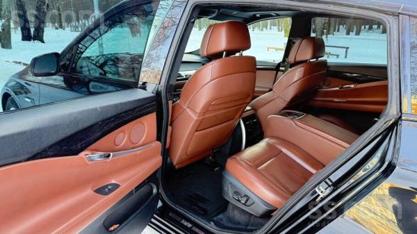 Melns BMW 530 2009 Rīga, ar dzinēja tilpumu 3.00 L un nobraukumu 365 tūkst. km par 9000 €, foto 10 vietnē AUTOMOTO.COM.LV