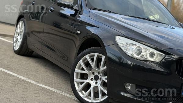 Black BMW 530 2009 in Jurmala, with an engine capacity of 3.00 L and mileage of 0 thousand km for 8950 €, photo 6 on AUTOMOTO.COM.LV
