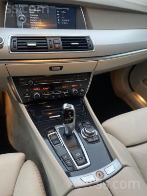 Melns BMW 530 2009 Jēkabpils, ar dzinēja tilpumu 3.00 L un nobraukumu 325 tūkst. km par 9950 €, foto 19 vietnē AUTOMOTO.COM.LV