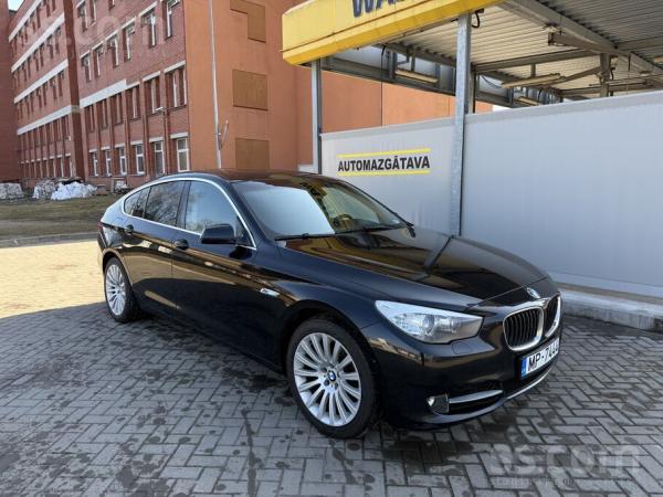 Melns BMW 530 2009 Daugavpils, ar dzinēja tilpumu 3.00 L un nobraukumu 363 tūkst. km par 9400 €, foto 1 vietnē AUTOMOTO.COM.LV
