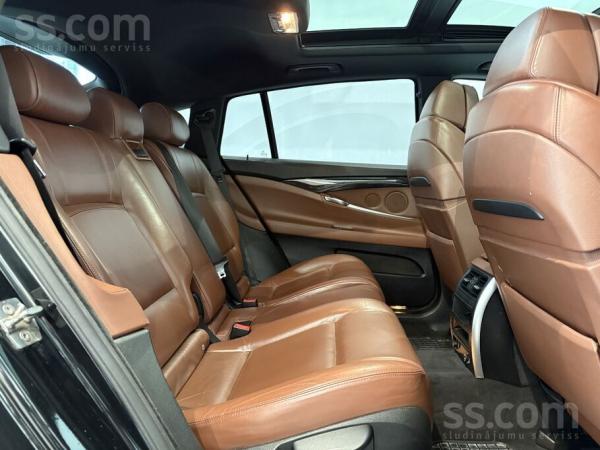 Black BMW 530 2009 in Ventspils, with an engine capacity of 3.00 L and mileage of 290 thousand km for 10300 €, photo 8 on AUTOMOTO.COM.LV