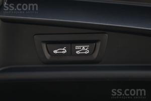 Black BMW 530 2009 in Tukums, with an engine capacity of 3.00 L and mileage of 343 thousand km for 7500 €, photo 11 on AUTOMOTO.COM.LV