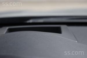 Black BMW 530 2009 in Tukums, with an engine capacity of 3.00 L and mileage of 343 thousand km for 7500 €, photo 25 on AUTOMOTO.COM.LV