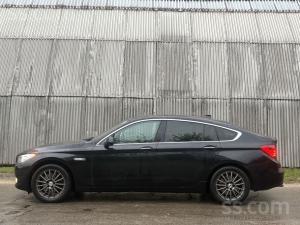 Black BMW 530 2010 in Ogre, with an engine capacity of 3.00 L and mileage of 341 thousand km for 9200 €, photo 1 on AUTOMOTO.COM.LV