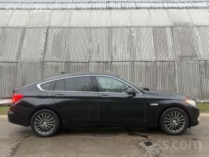 Black BMW 530 2010 in Ogre, with an engine capacity of 3.00 L and mileage of 341 thousand km for 9200 €, photo 6 on AUTOMOTO.COM.LV