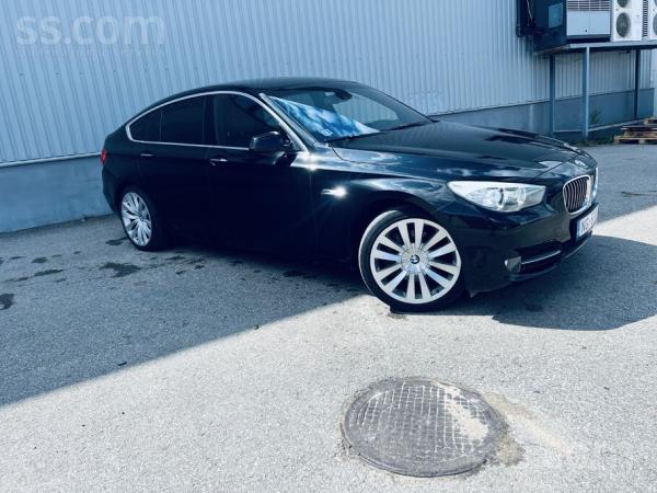 Black BMW 530 2010 in Tukums, with an engine capacity of 3.00 L and mileage of 0 thousand km for 2950 €, photo 2 on AUTOMOTO.COM.LV
