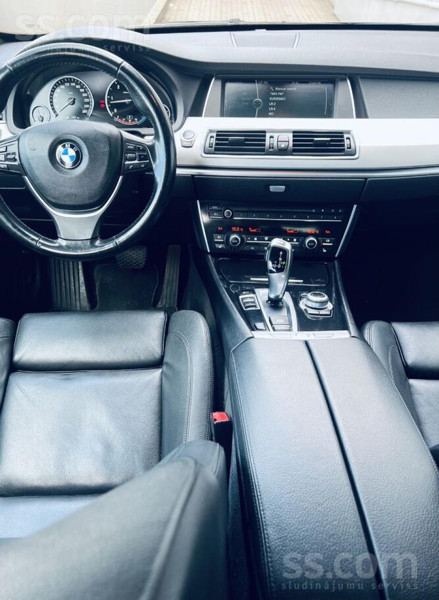 Black BMW 530 2010 in Tukums, with an engine capacity of 3.00 L and mileage of 0 thousand km for 2950 €, photo 12 on AUTOMOTO.COM.LV
