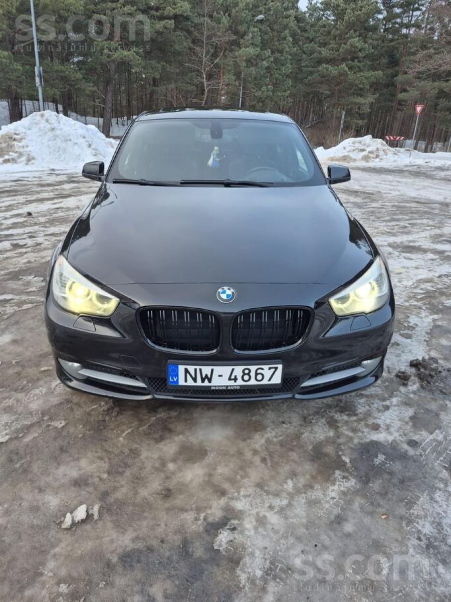 Black BMW 530 2010 in Ventspils, with an engine capacity of 3.00 L and mileage of 0 thousand km for 7200 €, photo 2 on AUTOMOTO.COM.LV