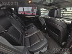 Black BMW 530 2010 in Riga, with an engine capacity of 3.00 L and mileage of 359 thousand km for 7790 €, photo 22 on AUTOMOTO.COM.LV