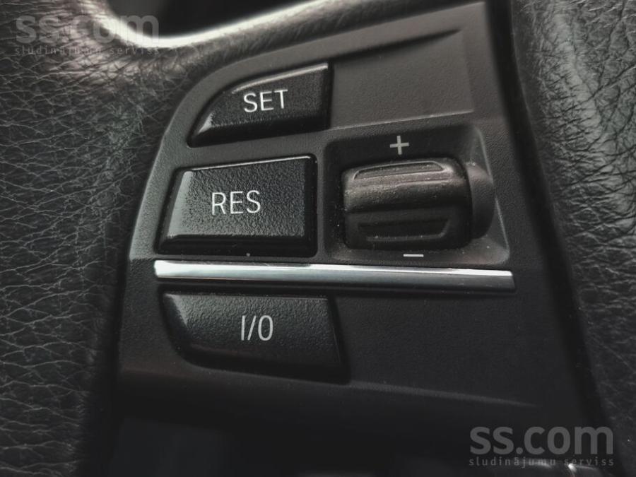 Black BMW 530 2010 in Riga, with an engine capacity of 3.00 L and mileage of 359 thousand km for 7790 €, photo 27 on AUTOMOTO.COM.LV
