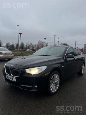 Black BMW 530 2010 in Riga, with an engine capacity of 3.00 L and mileage of 250 thousand km for 12600 €, photo 3 on AUTOMOTO.COM.LV