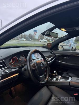 Black BMW 530 2010 in Riga, with an engine capacity of 3.00 L and mileage of 250 thousand km for 12600 €, photo 6 on AUTOMOTO.COM.LV