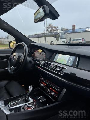Black BMW 530 2010 in Riga, with an engine capacity of 3.00 L and mileage of 250 thousand km for 12600 €, photo 7 on AUTOMOTO.COM.LV