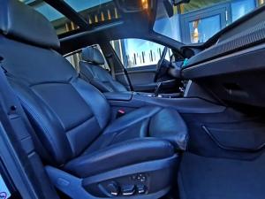 Black BMW 530 2010 in Riga, with an engine capacity of 3.00 L and mileage of 195 thousand km for 13990 €, photo 13 on AUTOMOTO.COM.LV