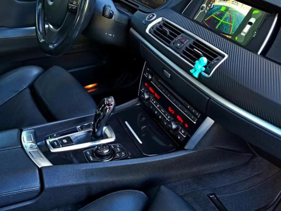 Black BMW 530 2010 in Riga, with an engine capacity of 3.00 L and mileage of 195 thousand km for 13990 €, photo 17 on AUTOMOTO.COM.LV