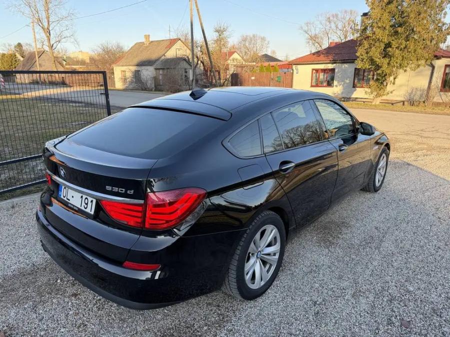 Melns BMW 530 2010 Ventspils, ar dzinēja tilpumu 3.00 L un nobraukumu 311 tūkst. km par 9100 €, foto 9 vietnē AUTOMOTO.COM.LV