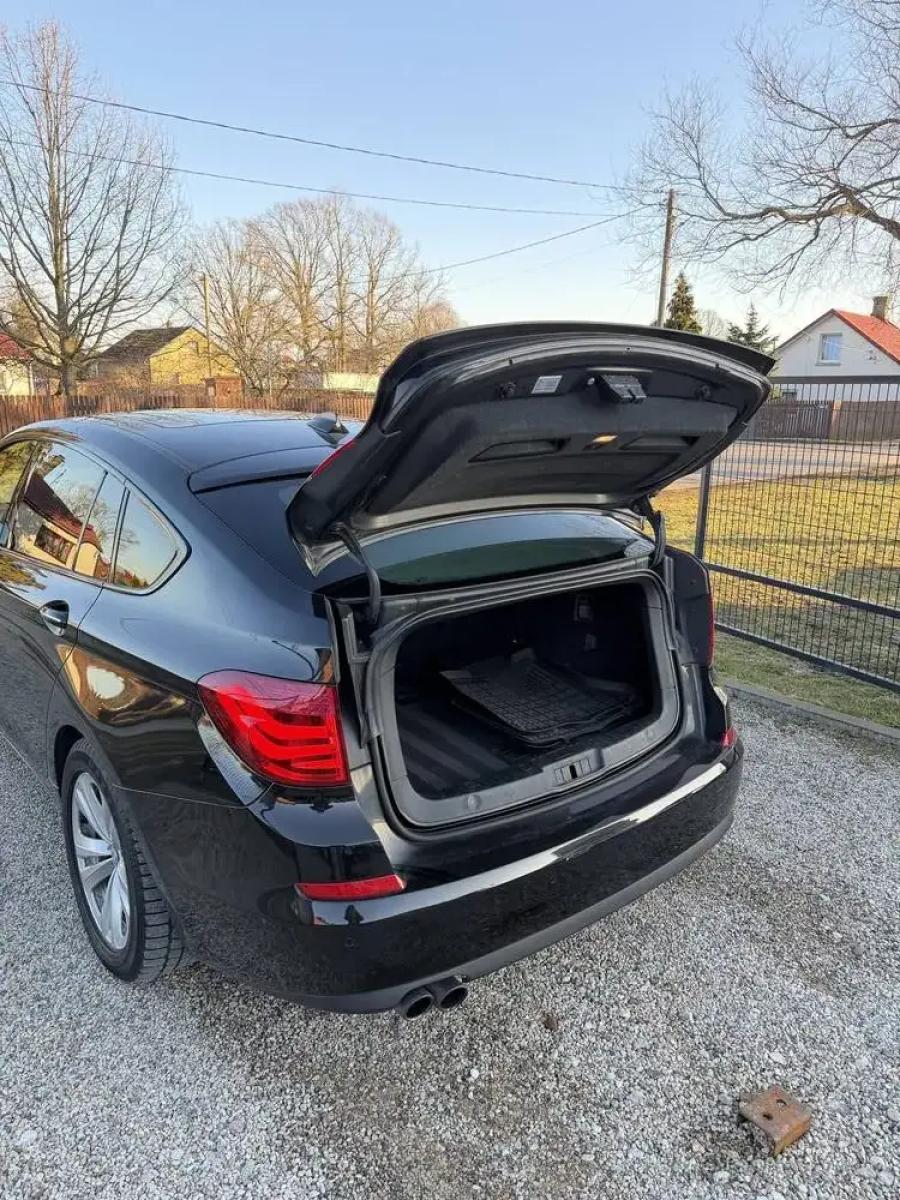 Melns BMW 530 2010 Ventspils, ar dzinēja tilpumu 3.00 L un nobraukumu 311 tūkst. km par 9100 €, foto 13 vietnē AUTOMOTO.COM.LV